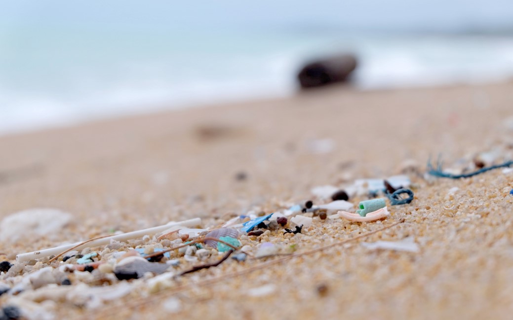 Microplastics quantification and characterisation • Microplastics Field ...